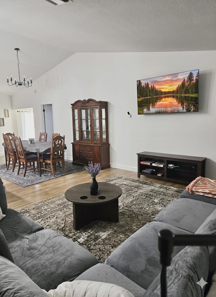 Adv. Coast | 3/2 Near Springs, Beach, Fenced - Spring Hill