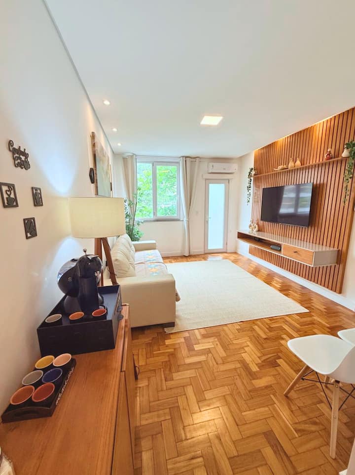 Apt Leblon • 3br • Walk To Beach And Restaurants - Rio de Janeiro