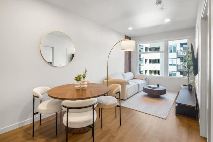 Designer Lux Condo In Santa Clara | Gym, Pool, Spa - Santa Clara, CA