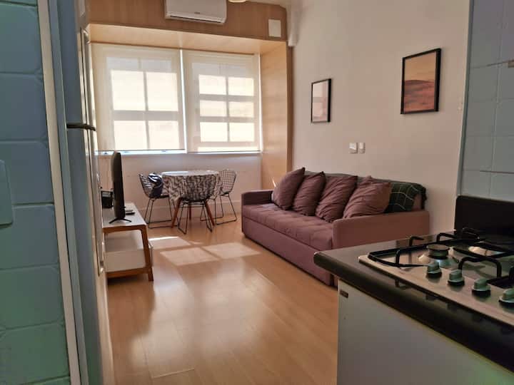 Close The Subway And Beach In Copacabana. - Ipanema