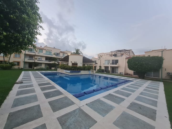 Te Aceptamos Con Tus Mascotas. - Acapulco