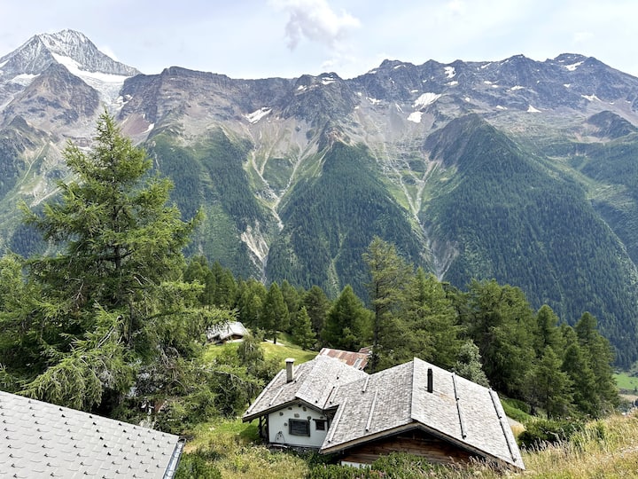 Beautiful Mountain Chalet Lauchernalp - Kandersteg