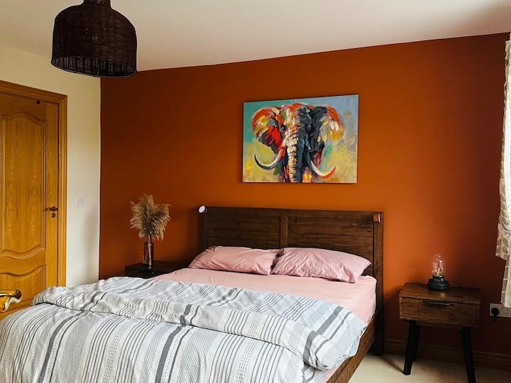 King Room In Trim - Trim