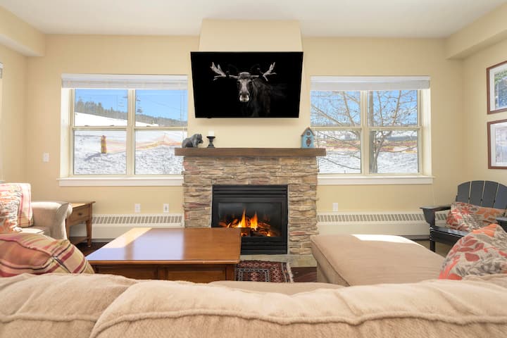 Base Camp 105: Bike-in/bike-out. 3 Bedroom Condo. - Granby, CO