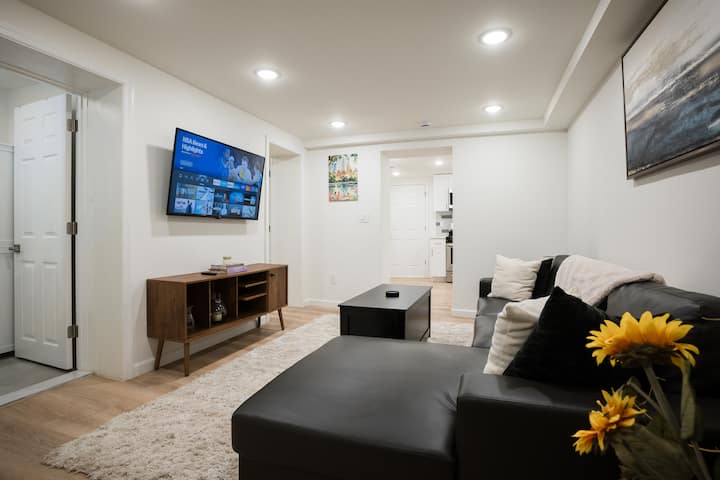 25 Mins To Times Square | King Size Bed | Modern - Manhattan, NY