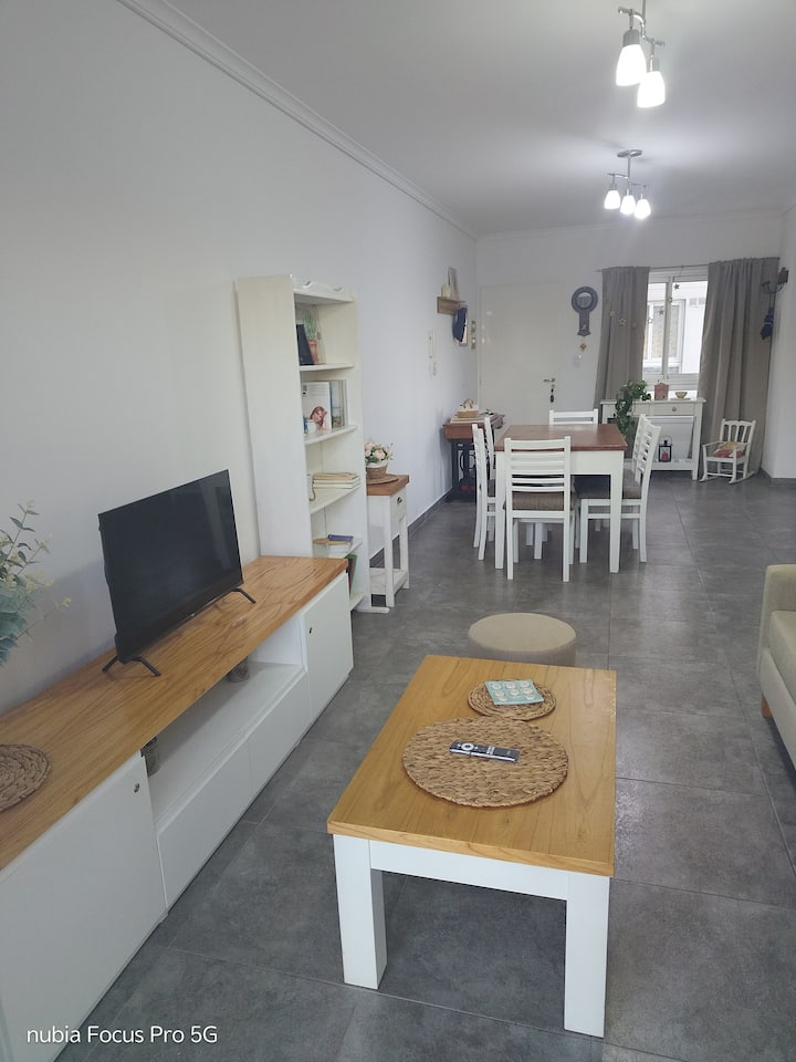 Conesa Apart
Con Cochera Cubierta Y Tv. - Bella Vista