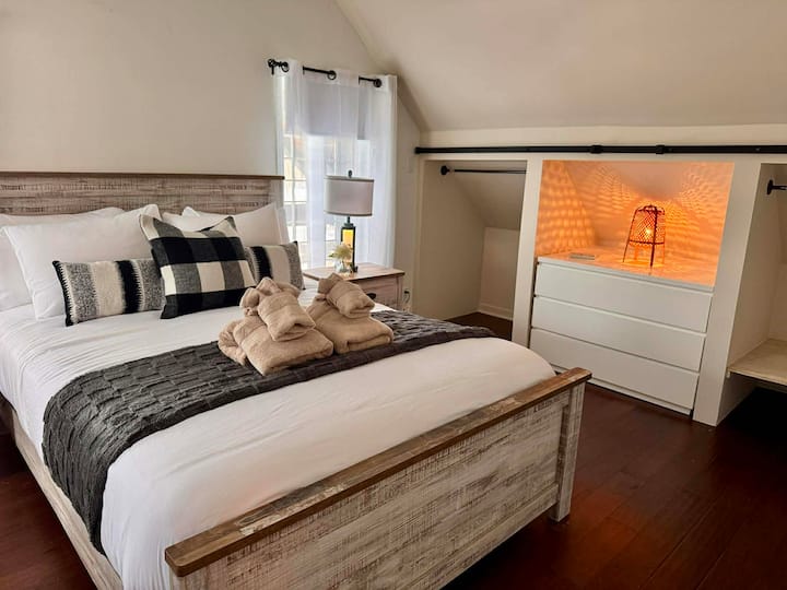 Le Sommet : Condo Chaleureux + Spa + 3ch & 2sdb - Magog