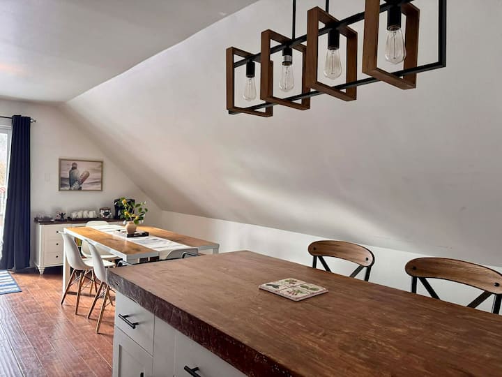 Le Sommet : Condo Chaleureux + Spa + 3ch & 2sdb - Orford, QC