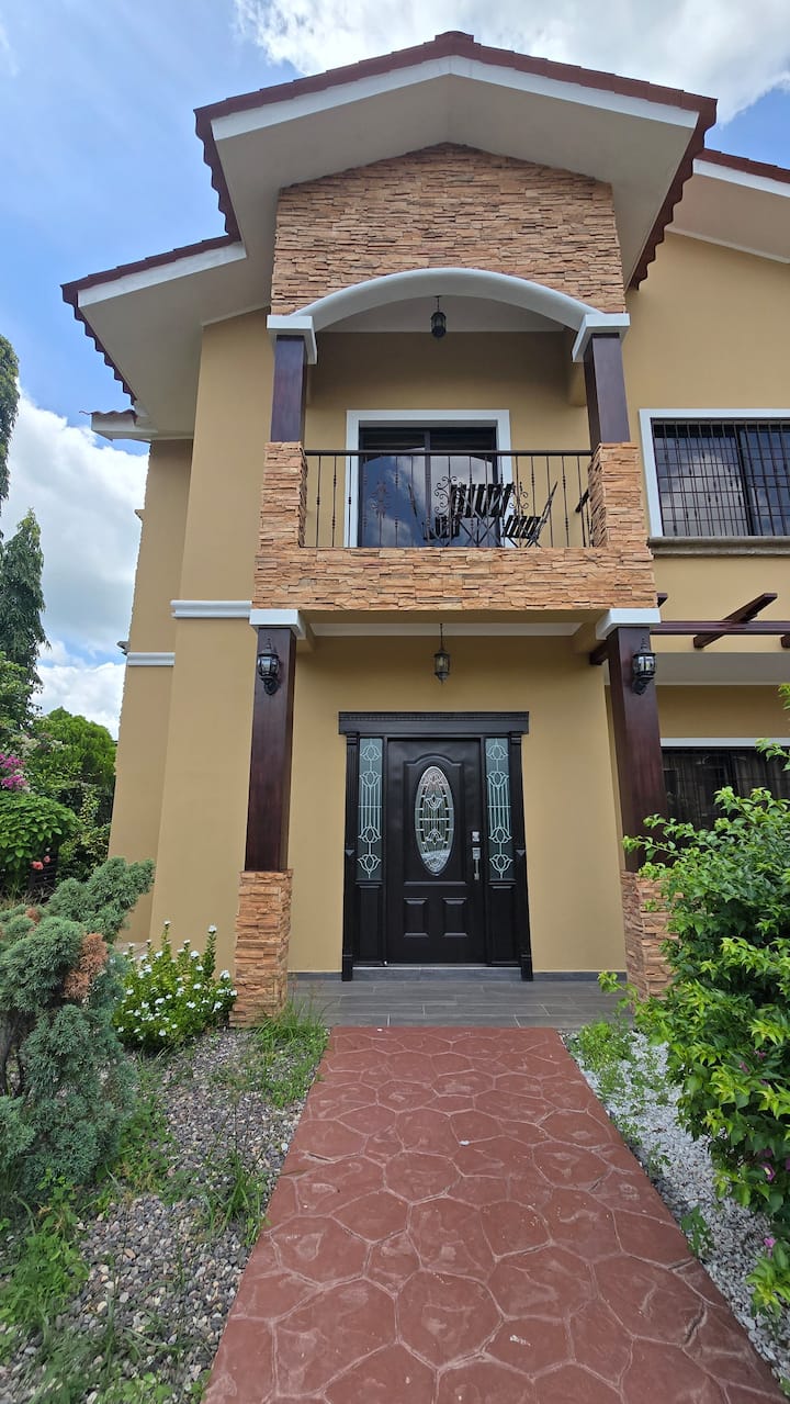 Casa Real - Honduras