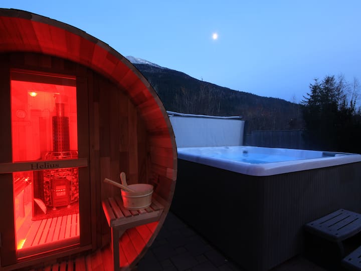 Kingfisher Estate 4br/hottub/sauna/massage Chairs - Revelstoke