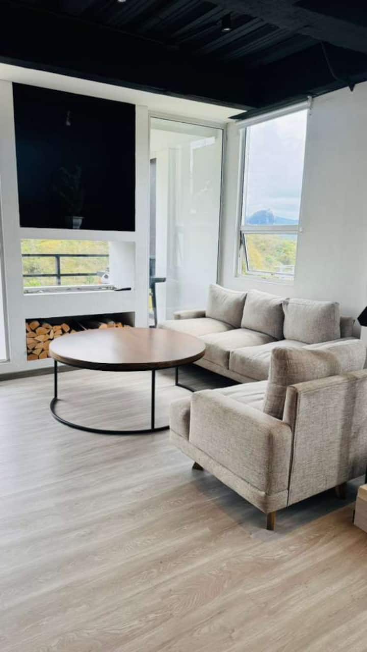 Desconéctate En El Paraíso Verde De Guatapé - Guatape