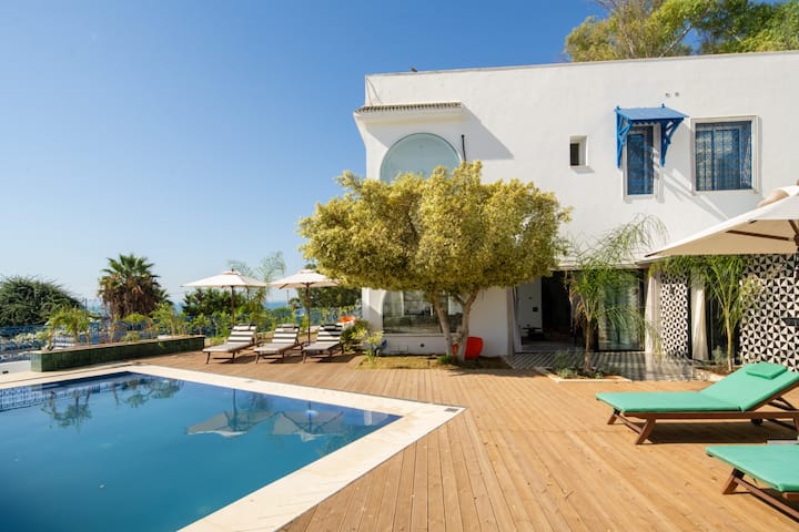 Dar Elyssa Entre Plage Et Ruelles Blanches - La Marsa