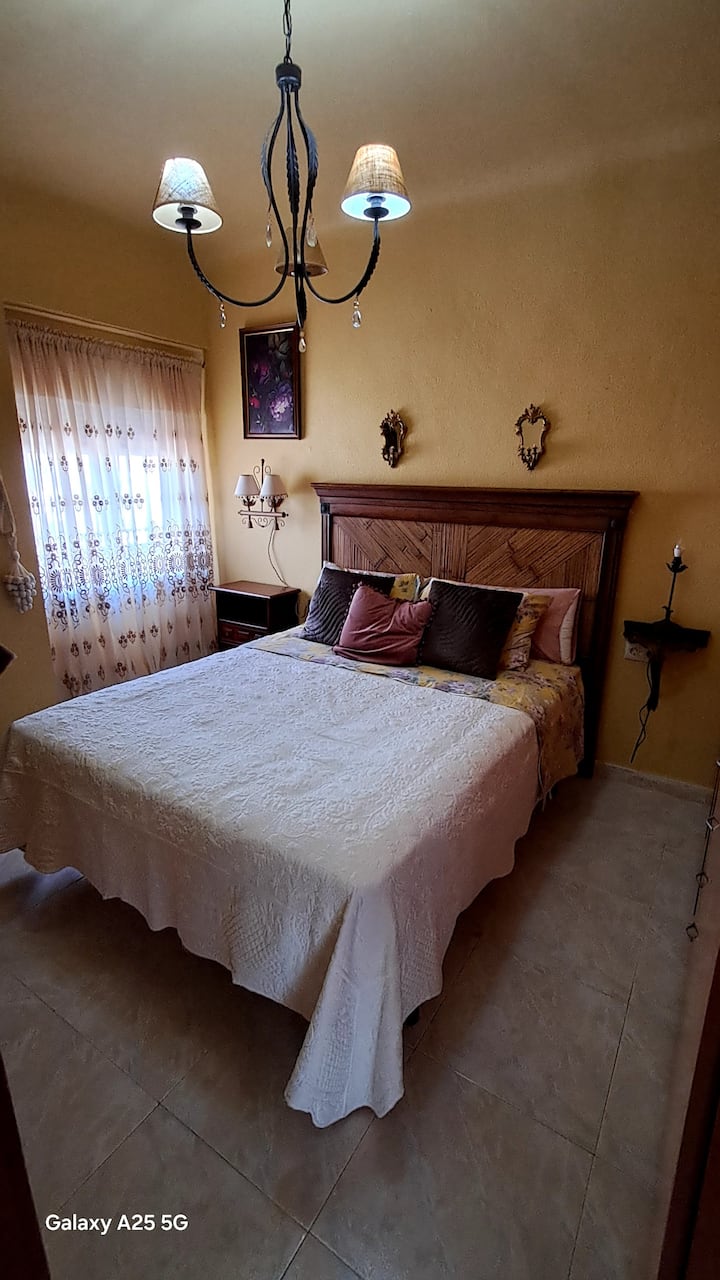 Old Wall House - Olula del Río