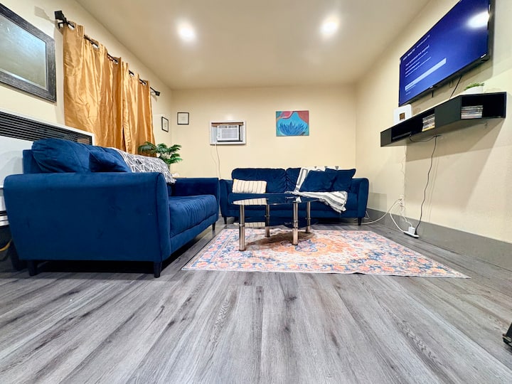 Downtown La Access Minus The Downtown La Noise - Los Angeles, CA