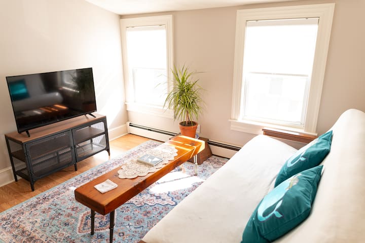 Newly Renovated Apartment - Perfect Location - Providence, RI
