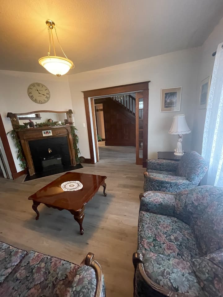 Sunridge Cottage Circa 1908 - Moose Jaw