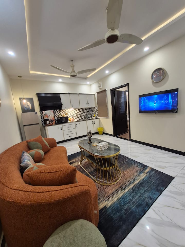 The Rustleaf Luxe Heaven-johar Town| Self Check In - Lahore