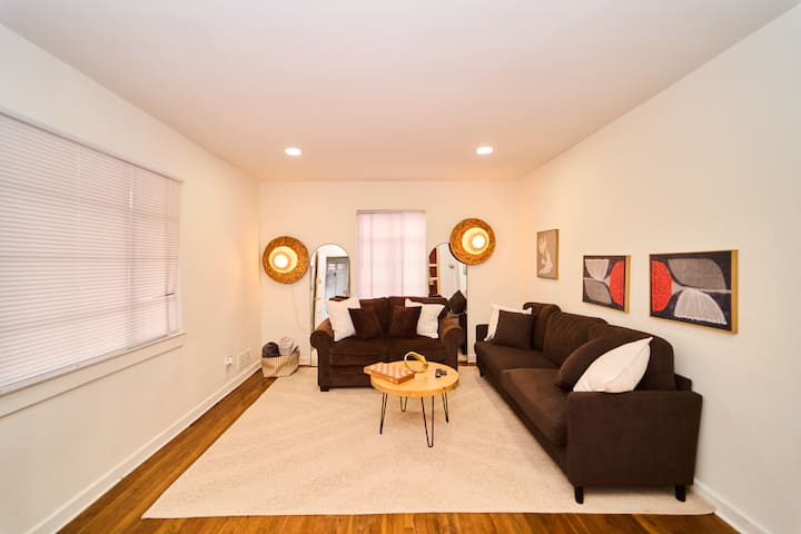 Bright & Cozy 2br • Near Ubs Arena - Brookville - Queens NY