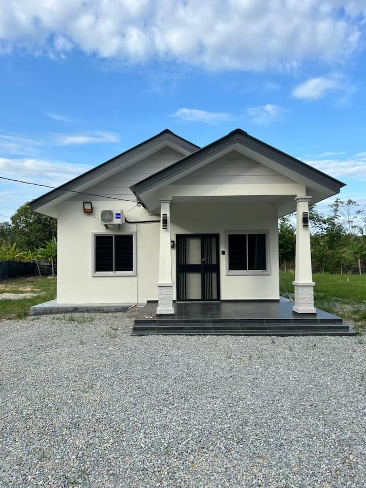 Home In Batu Kikir - Roomah Keboon (Muslim Only) - Kuala Pilah