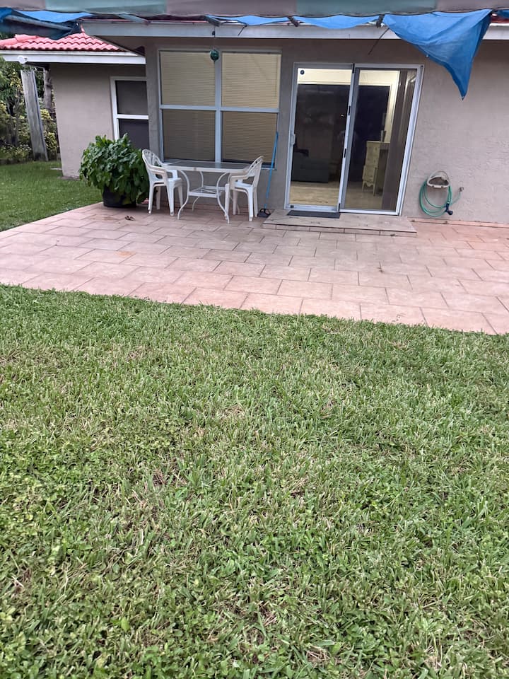 Zada - Boynton Beach, FL