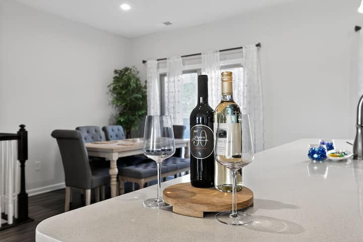 *Downtown* *Fenton* *Hospital* *Dining* *Rdu* *Rtp - Cary, NC