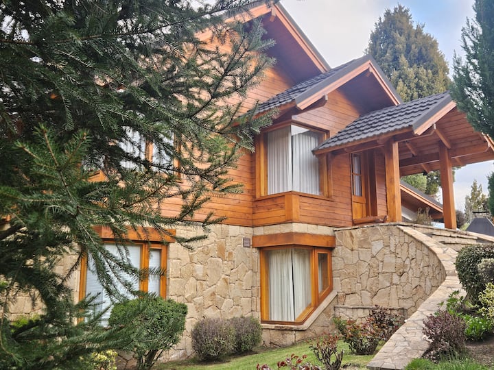 Cabañas Sonnenheim, - Villa La Angostura