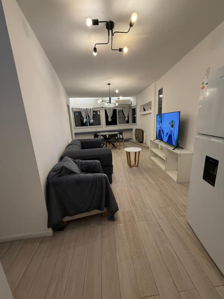 Frente Al Shopping Alto Palermo - Rivadavia