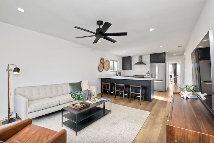 Encinitas Surfside Stay | 5 Mins To Bars + Beaches - Encinitas, CA