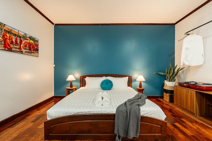 Central Cozy Studio| Bathtub| Mekongriverl Balcony - Vientiane