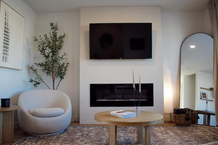 Brún House - Fort St. John