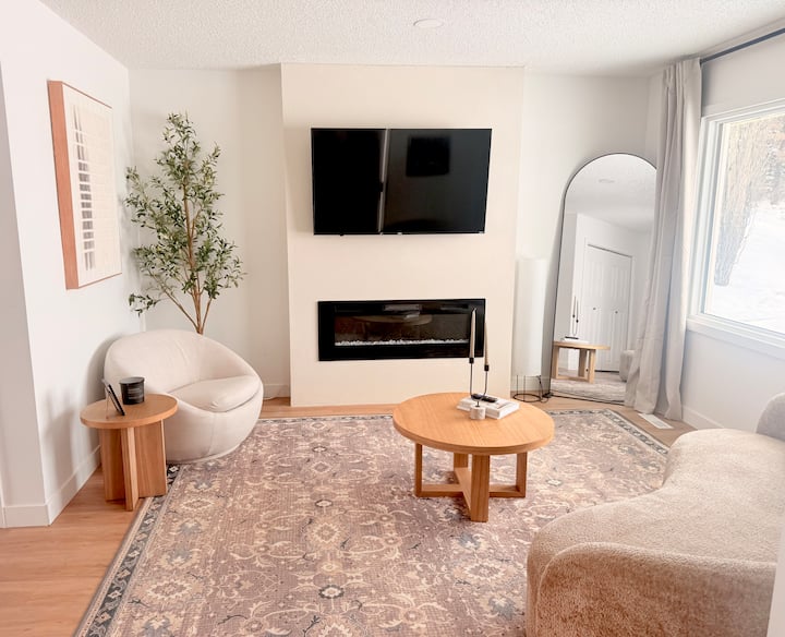 Brún House - Fort St. John