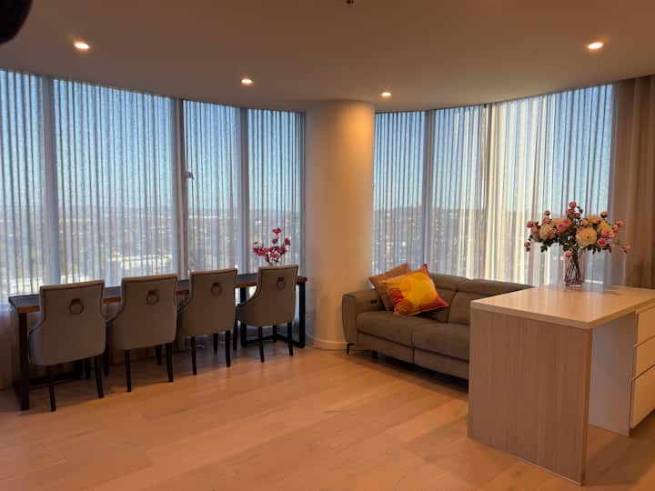 Stay On Top Of The Glen - Notting Hill