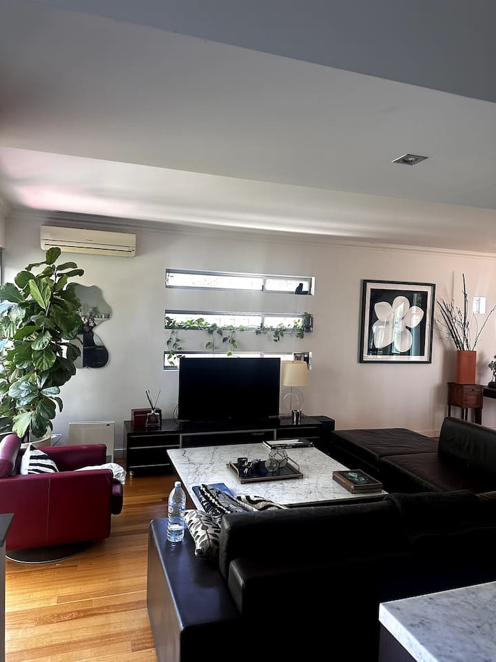 Home In North Fremantle - Cottesloe