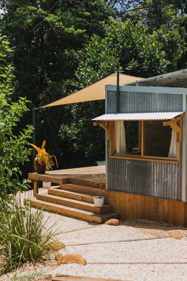 Slow Sun Off-grid Tiny Home, Byron Hinterland - Bangalow