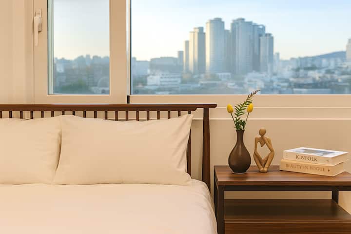 [New]6bed2bath/남산뷰/해방촌 (Hbc) 신흥시장 도보 6분거리/sta Stay - Seoul