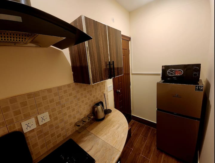 Modern Cozy 1 Bed Apt Panoramic Gulberg City View - Lahore