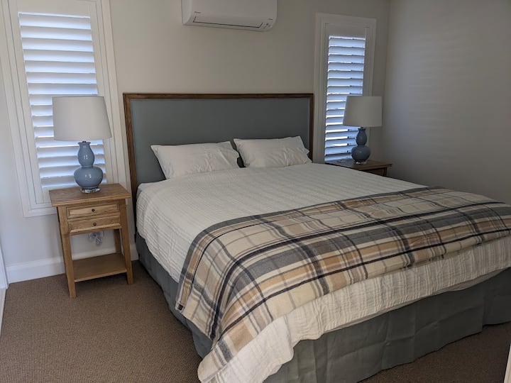 Ground Floor Luxury Apartment - Tamworth