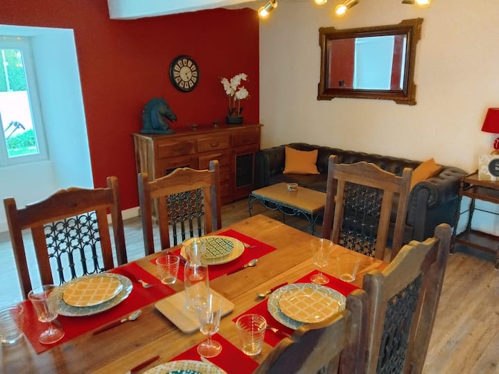 Chez Béa
Gîte De Campagne Charges, Taxes Incluses - La Roche-Posay