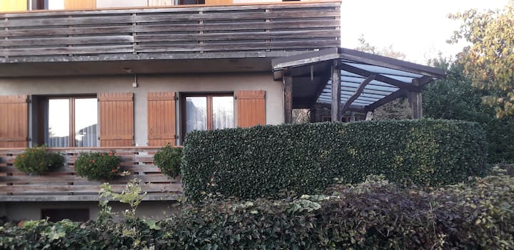 Grand Appartement Dans Village - Haute-Savoie