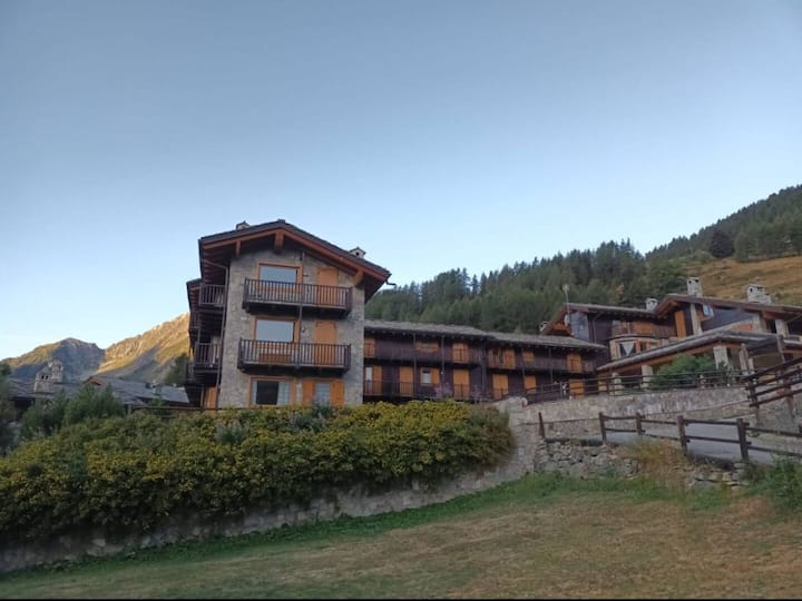 Alloggio Luminoso Con Giardino, Vista Monte Rosa - Saint-Vincent