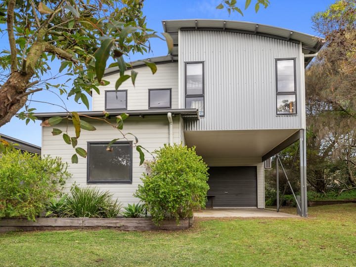 Ocean Breeze; Wi-fi, Linen & A Short Walk To Beach - Sandy Point