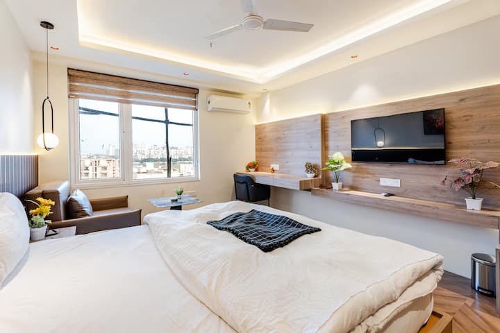 Sun Twilight By Richa’s Home - Dadri