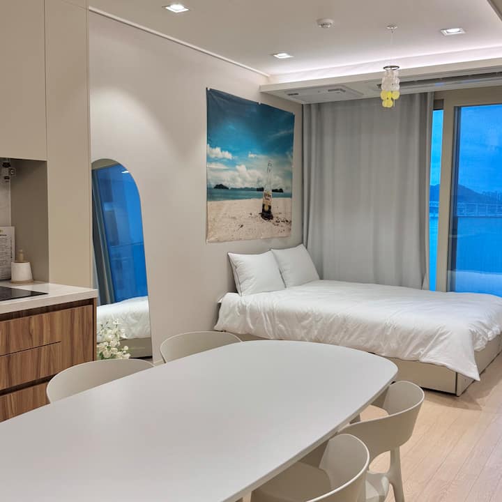 스테이153*오픈특가*광안대교뷰*빠른체크인*드론쇼*밀락더마켓*침실3최대8인*불꽃놀이*청결 - Busan