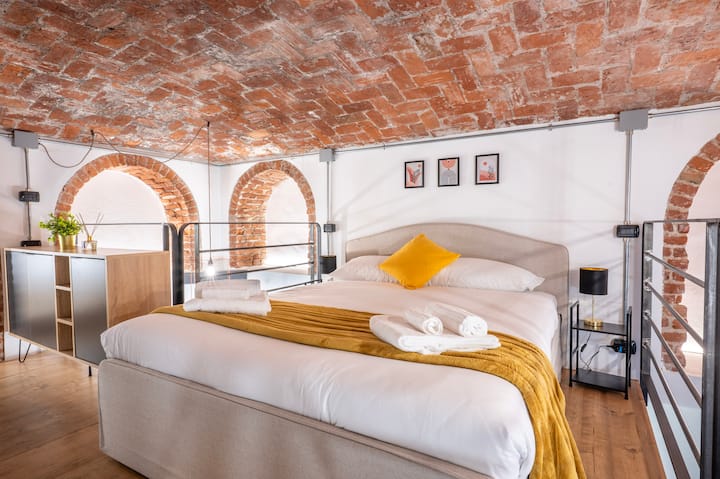 [Porta Nuova-molinette] Deluxe Loft X4, Wi-fi -A/c - Turin
