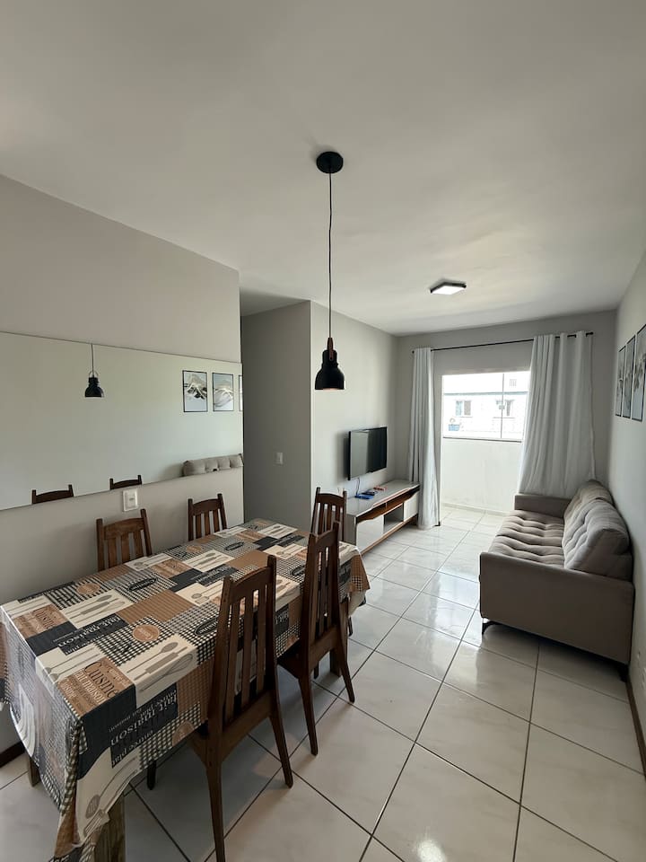 Apto Em Itapema - Próximo Da Praia Central - Itapema