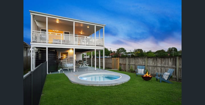 5 Bedroom Haven With Fabulous Plunge Pool - Brisbane