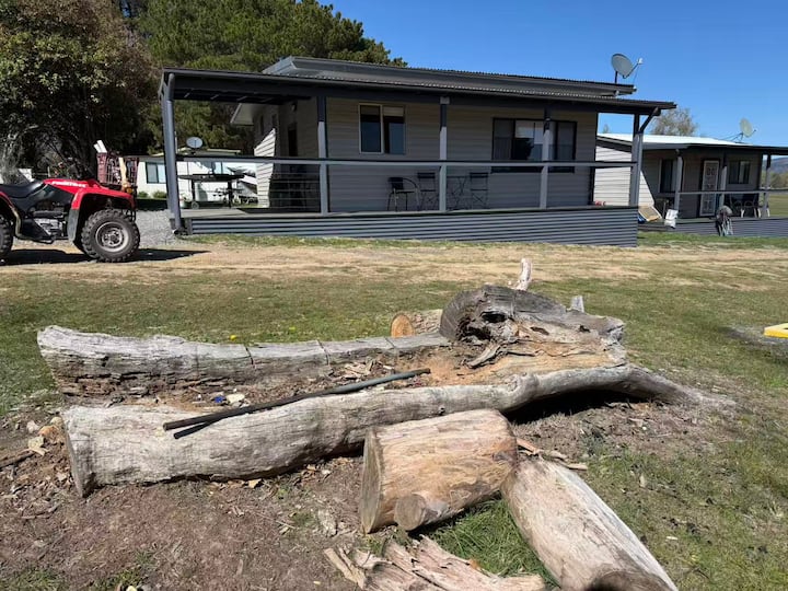 Country Cabin Retreat Near Snowy Mountains - Adaminaby