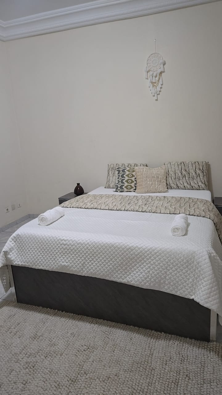 Chambres Avec Chacune Sa Salle De Bain - Dakar