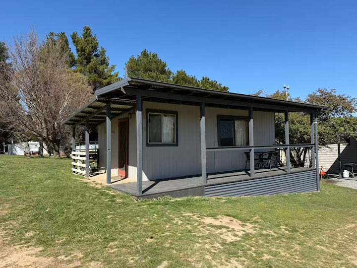 Cabin Getaway Around The Snowy Mountains - Adaminaby