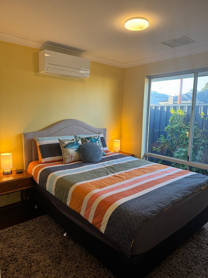 Private Modern Guest Suite Near Joondalup & Beach - Kingsley